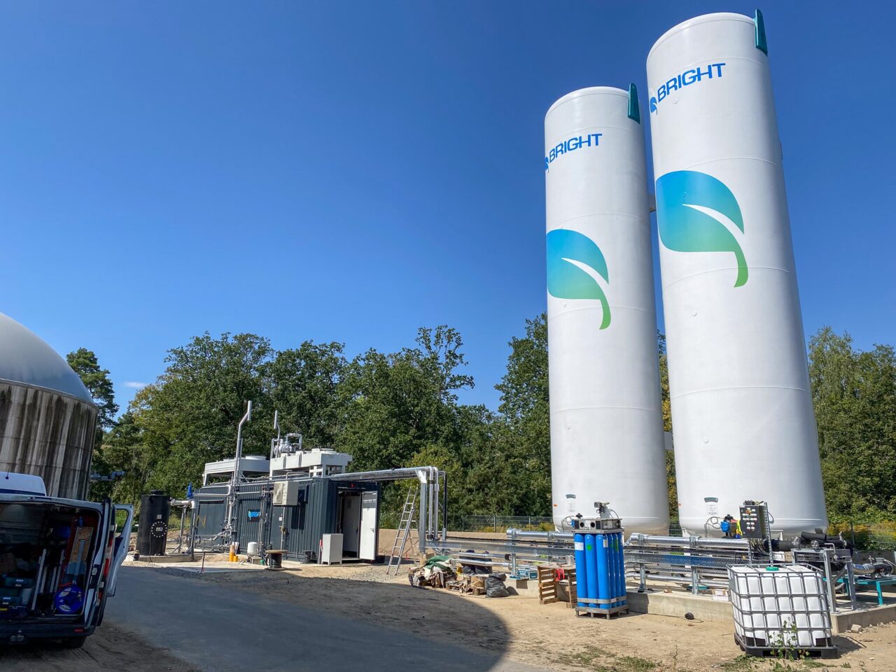 Construction of a Bright CO2 liquefaction system in Germany for VORN ...